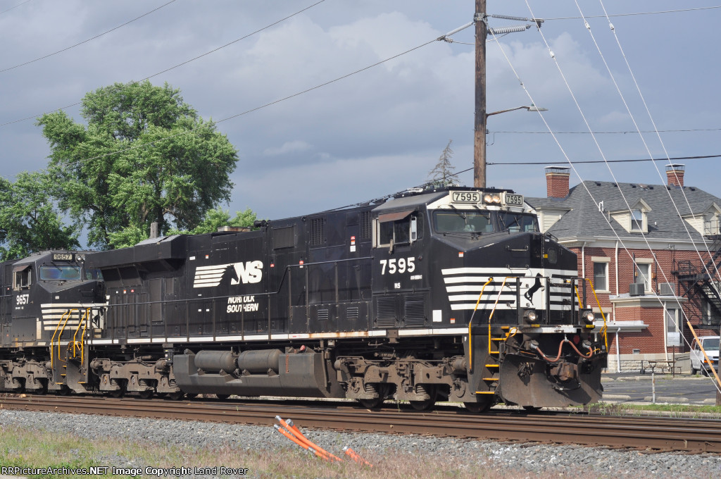 NS 7595 East
