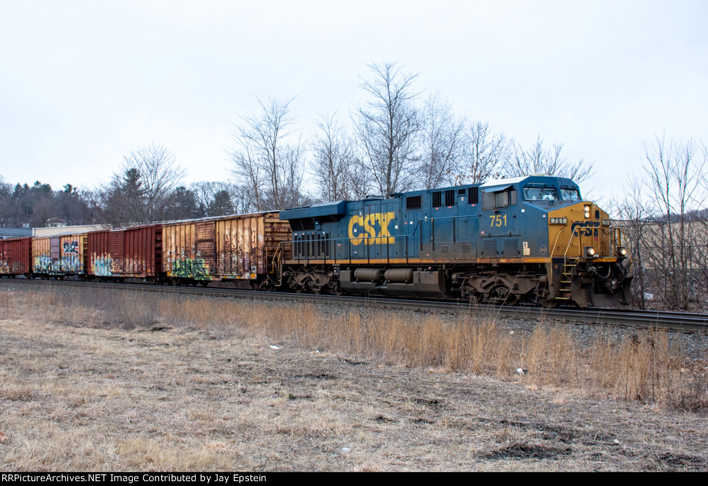 CSX 751 leads M436 (Selkirk to Worcester/ Framingham) at Genesee Street