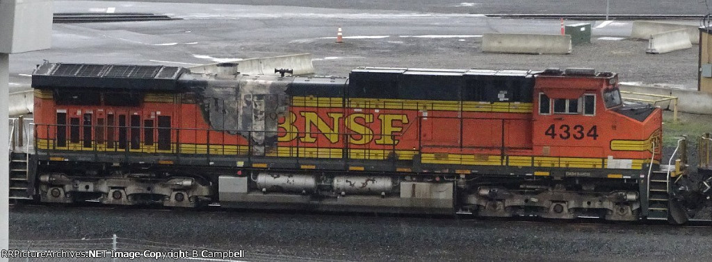 BNSF 4334