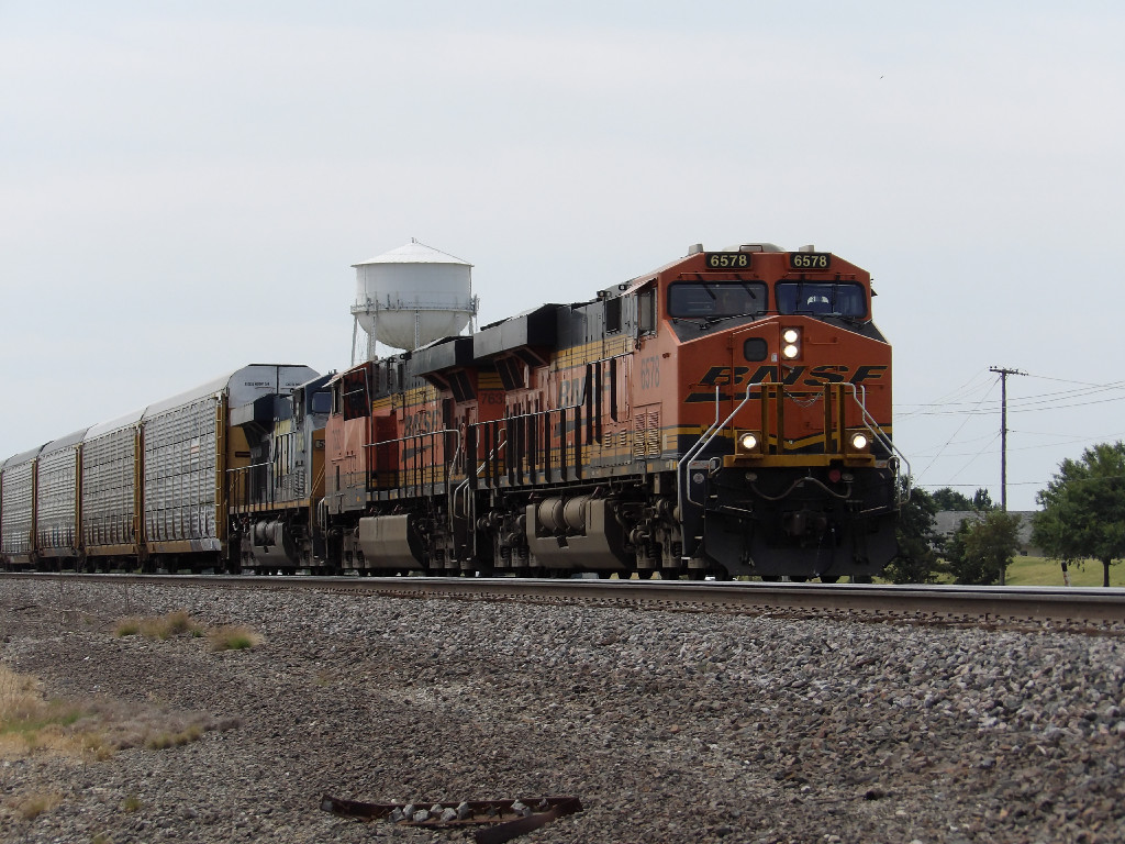 BNSF ES44C4 6578