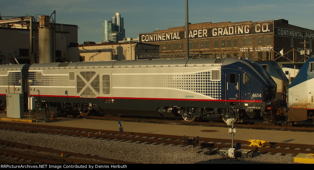 New Amtrak locomotives