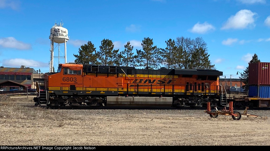 BNSF 6803 (DPU)