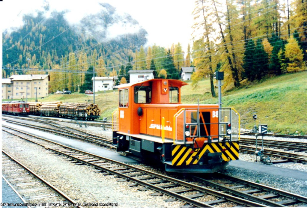 Swiss switcher across the border