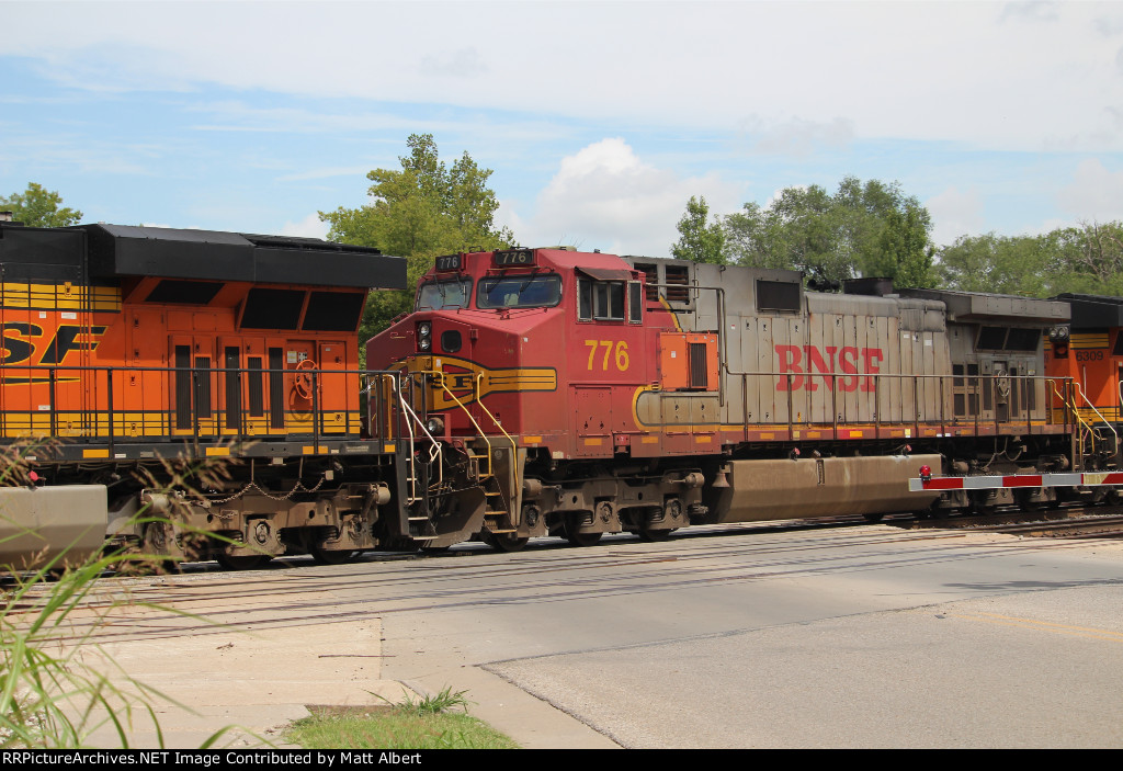 BNSF 776