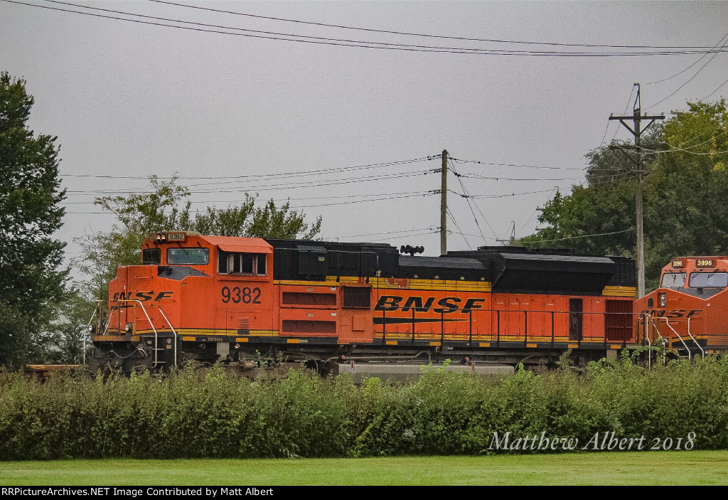 BNSF 9382
