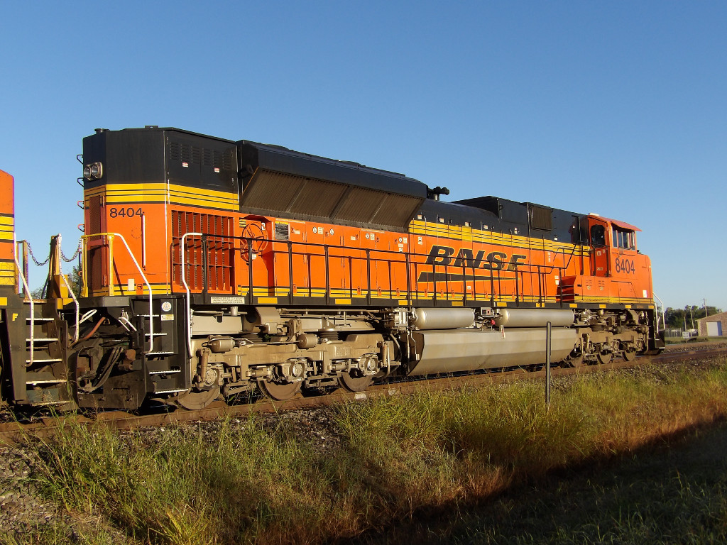 BNSF SD70ACe 8404