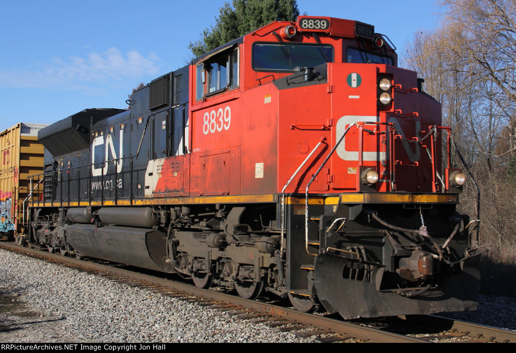 CN 8839
