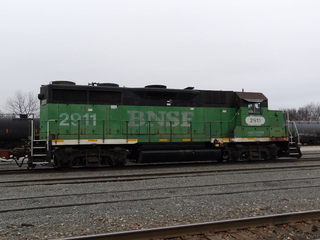 BNSF GP39E 2911