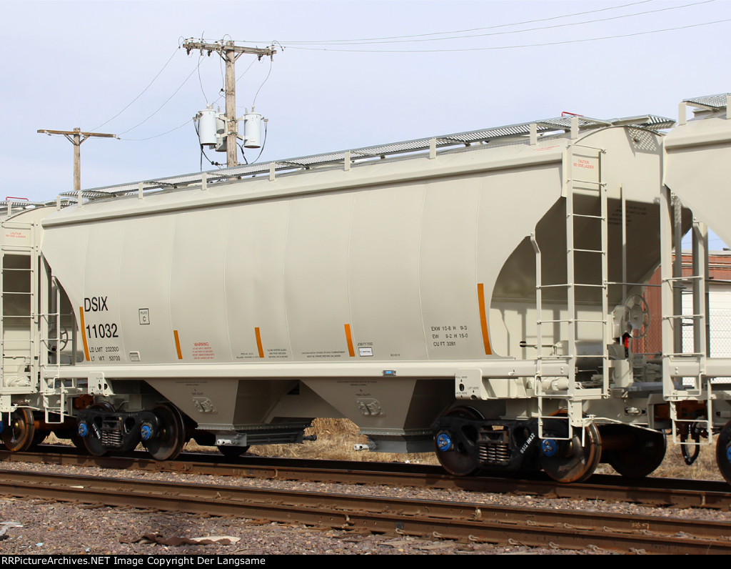 DSIX 11032