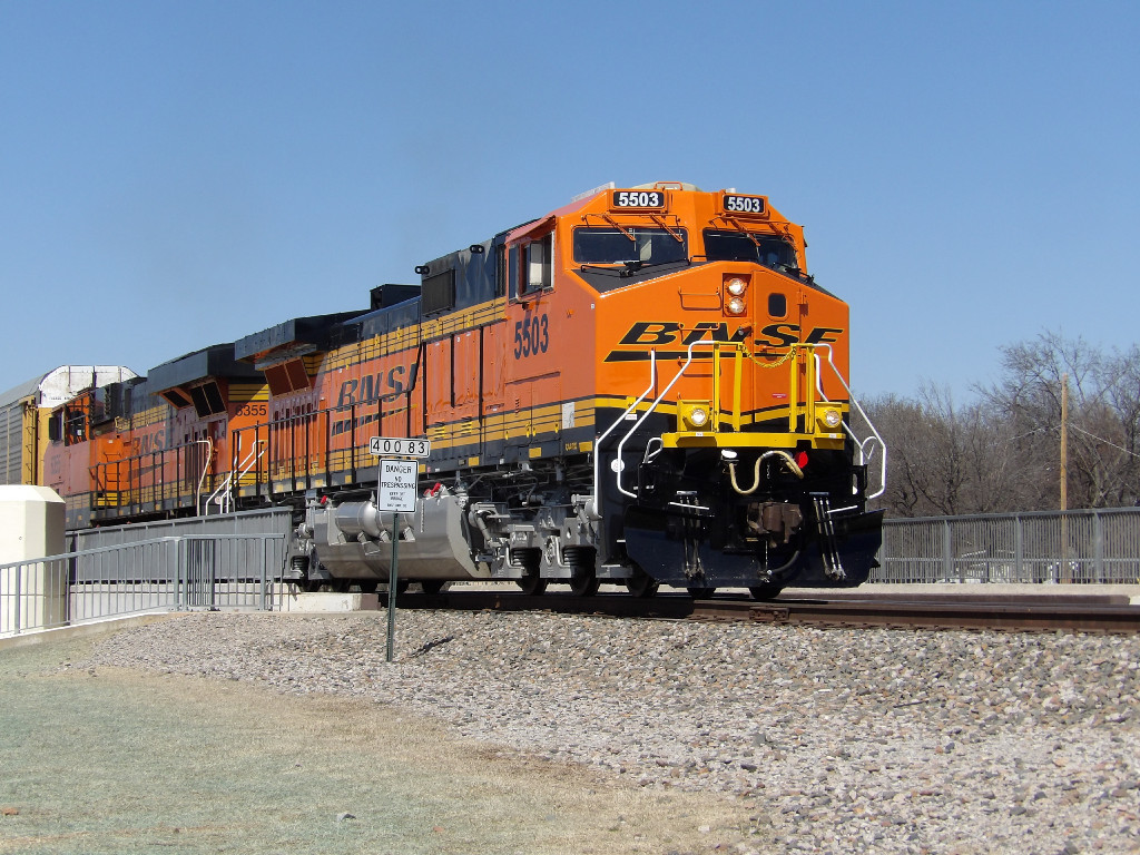 BNSF C44-9W 5503