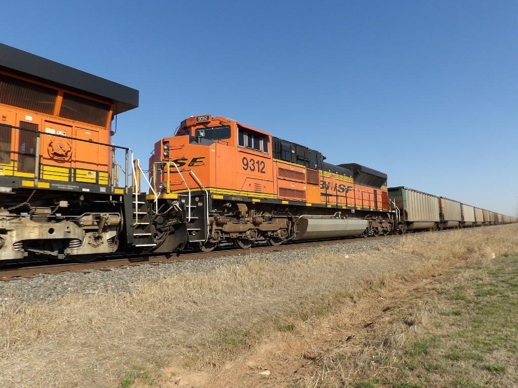 BNSF SD70ACe 9312