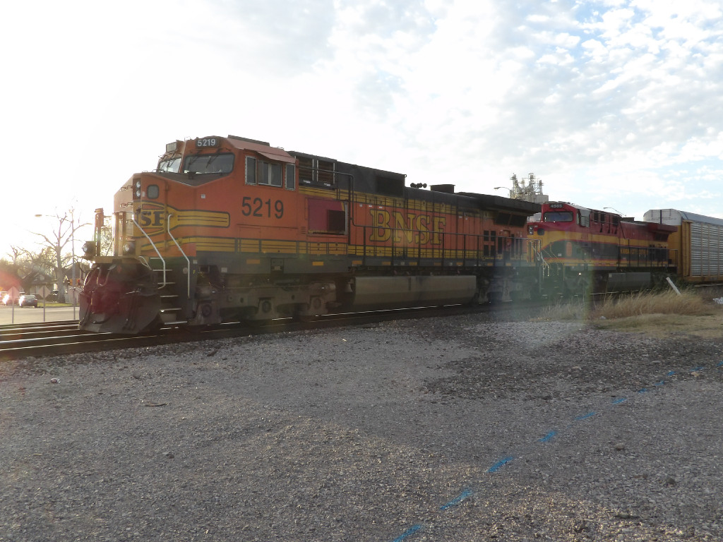 BNSF C44-9W 5219