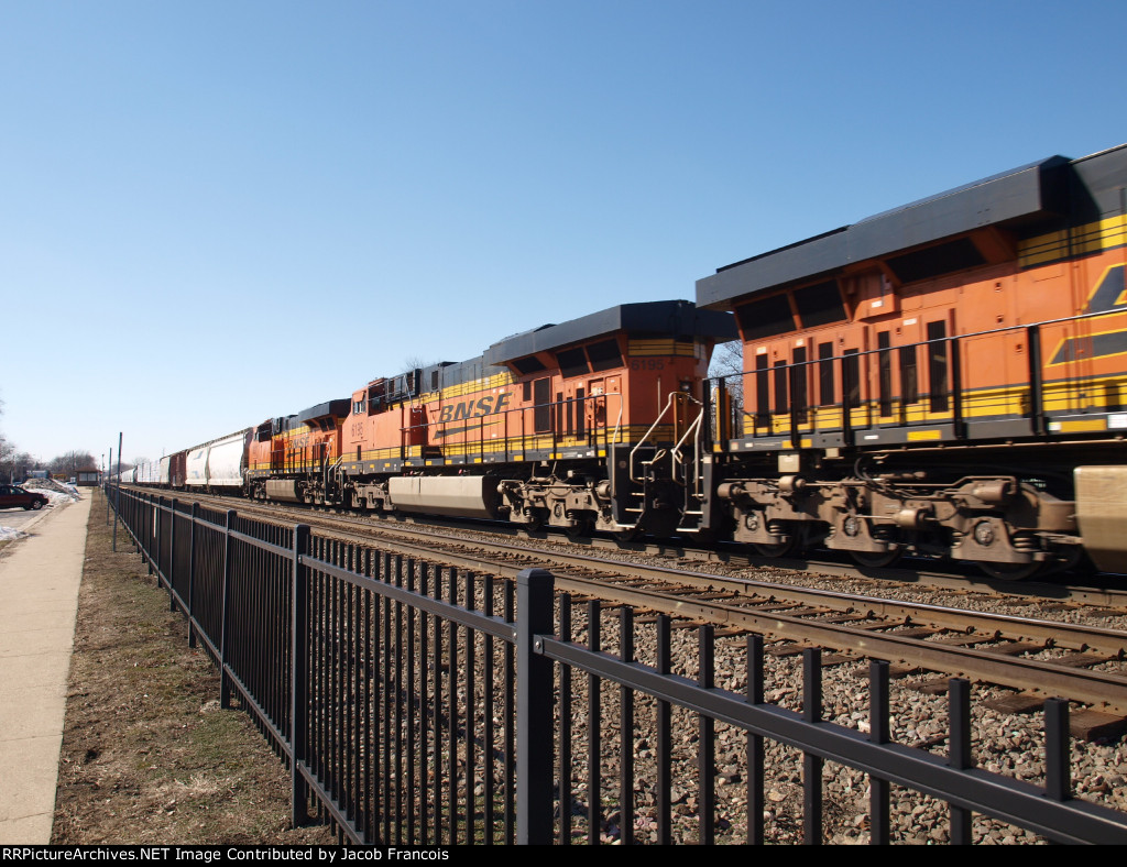 BNSF 6195