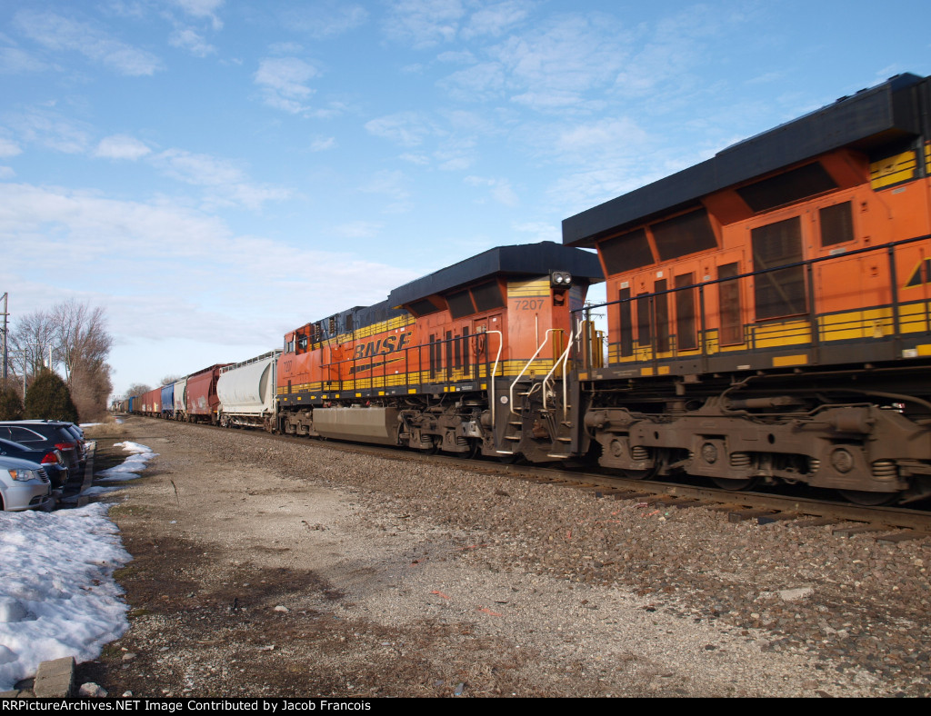 BNSF 7207