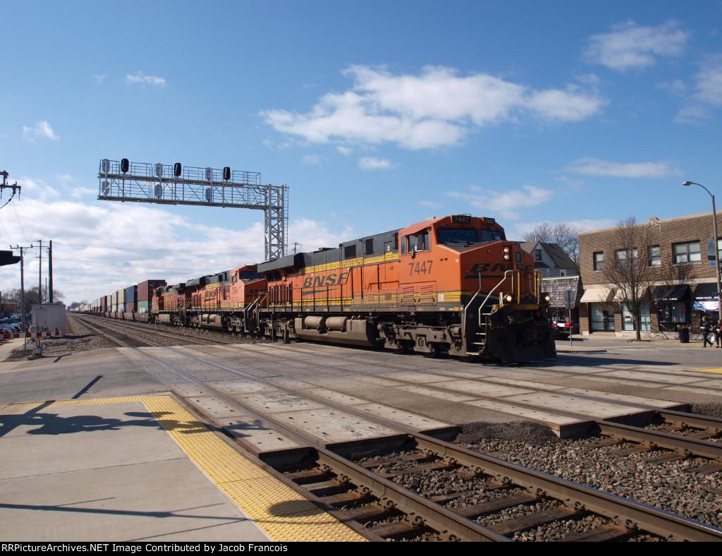 BNSF 7447