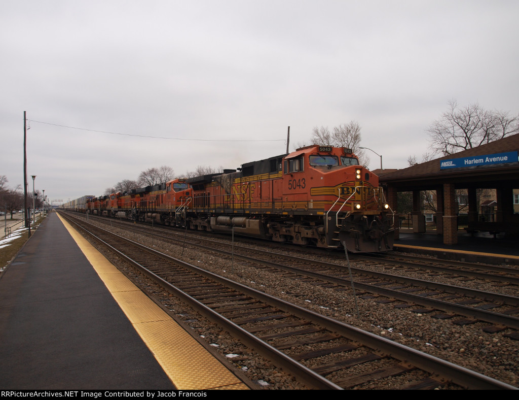 BNSF 5043