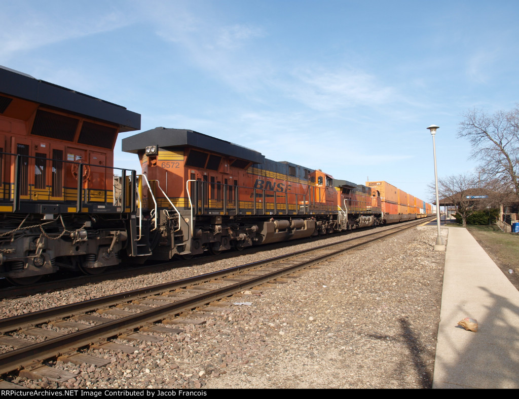 BNSF 6572