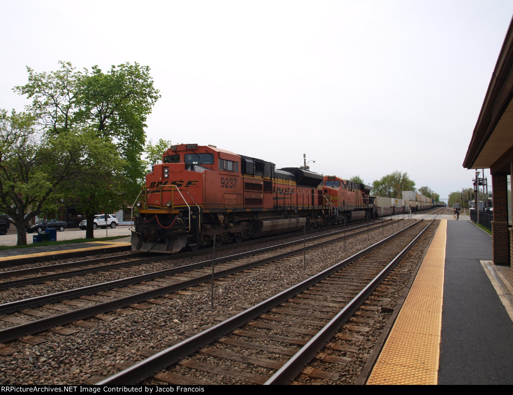 BNSF 9237