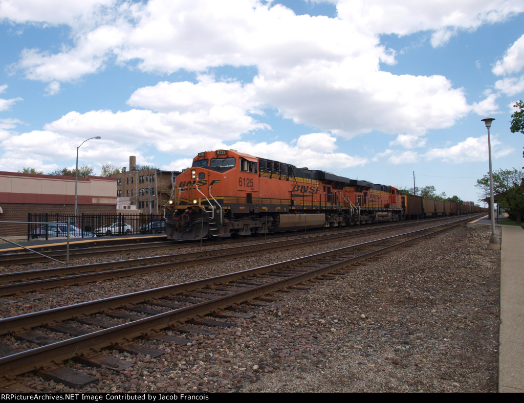 BNSF 6125