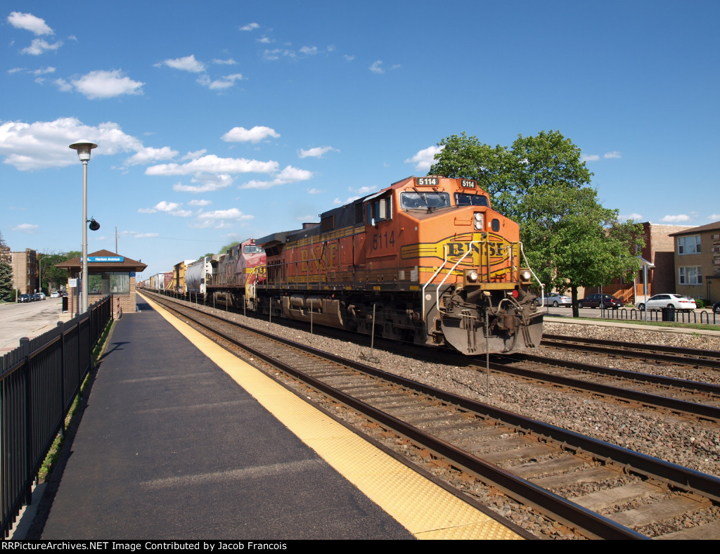 BNSF 5114