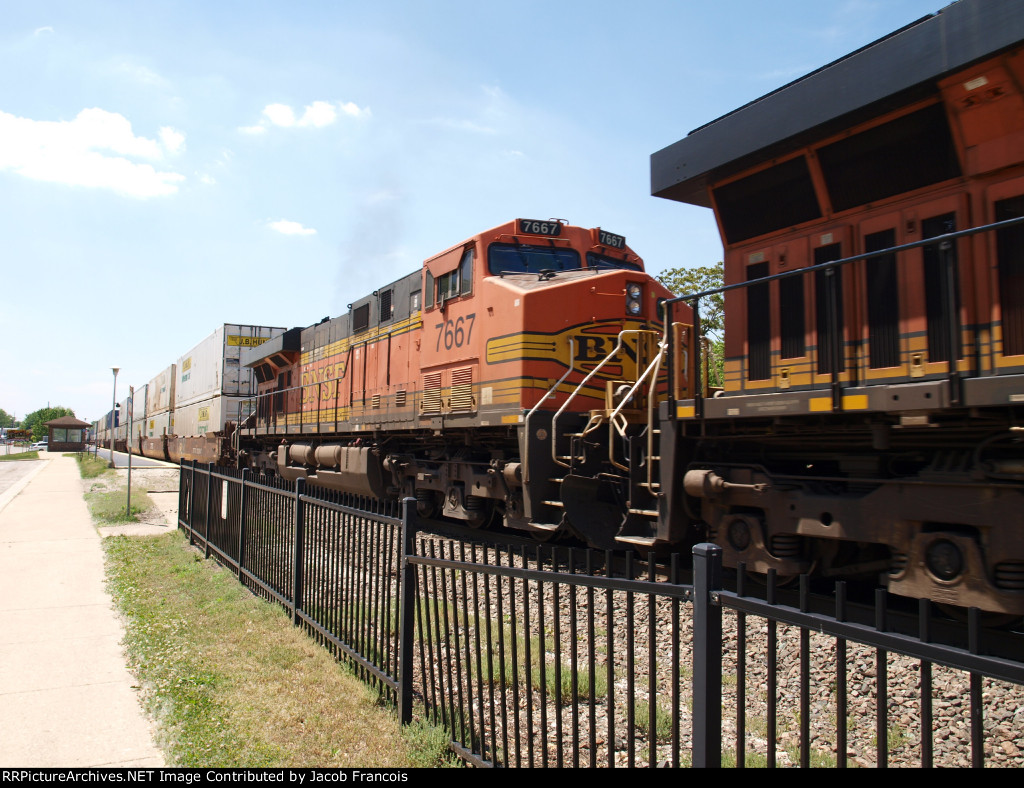 BNSF 7667