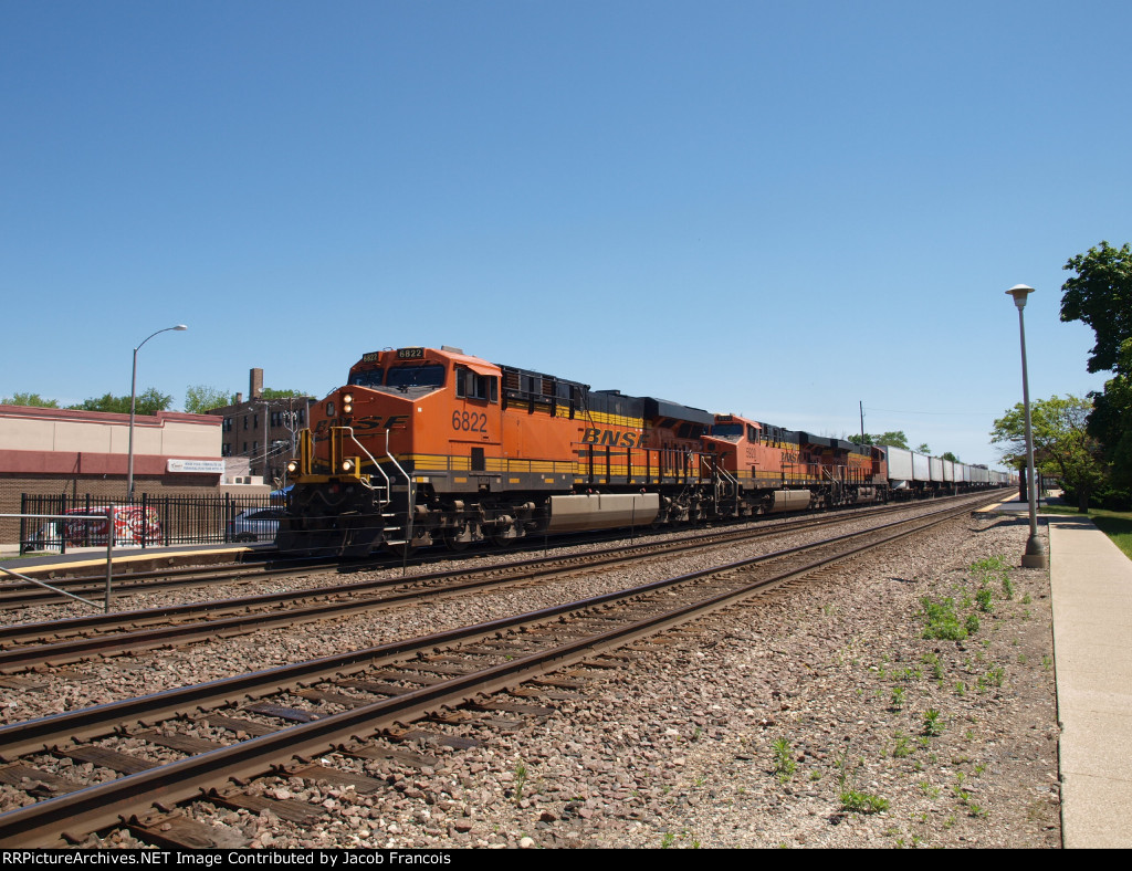 BNSF 6822
