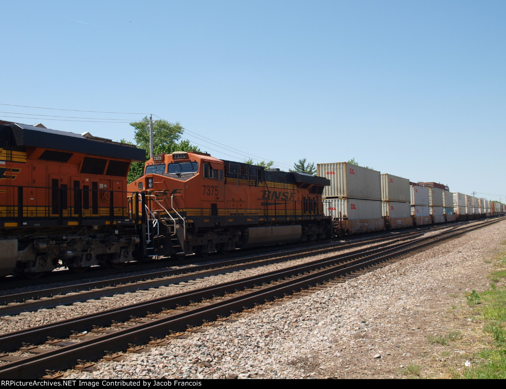 BNSF 7375