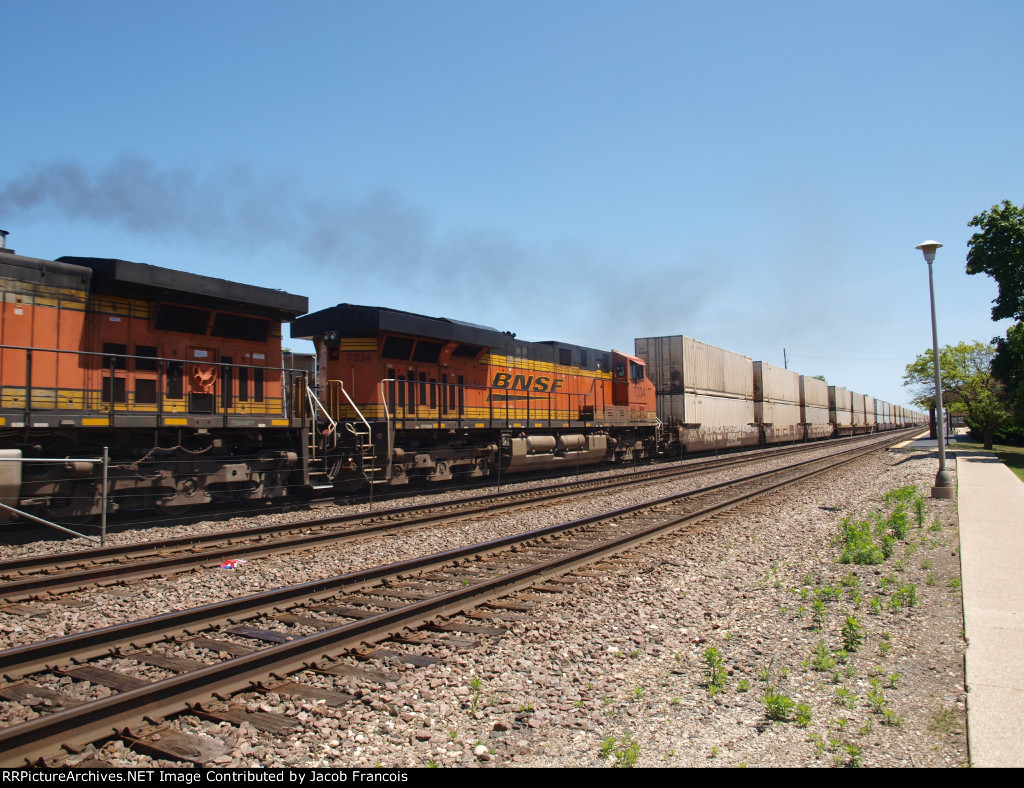 BNSF 7334