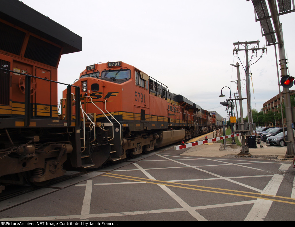 BNSF 5791
