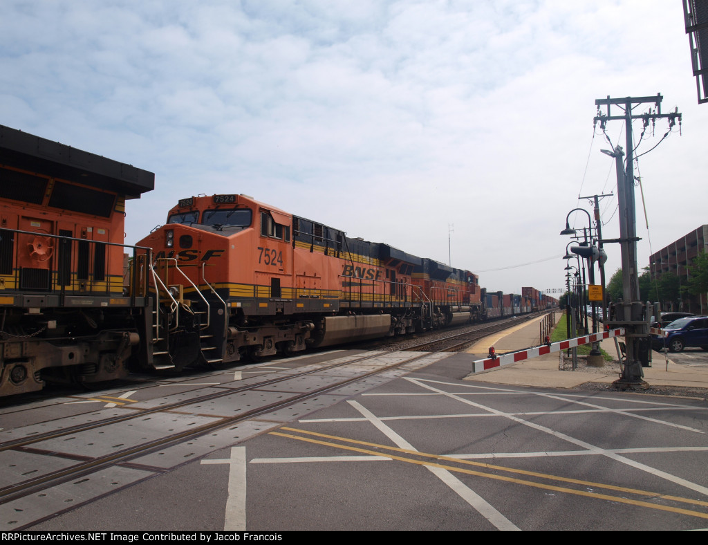 BNSF 7524