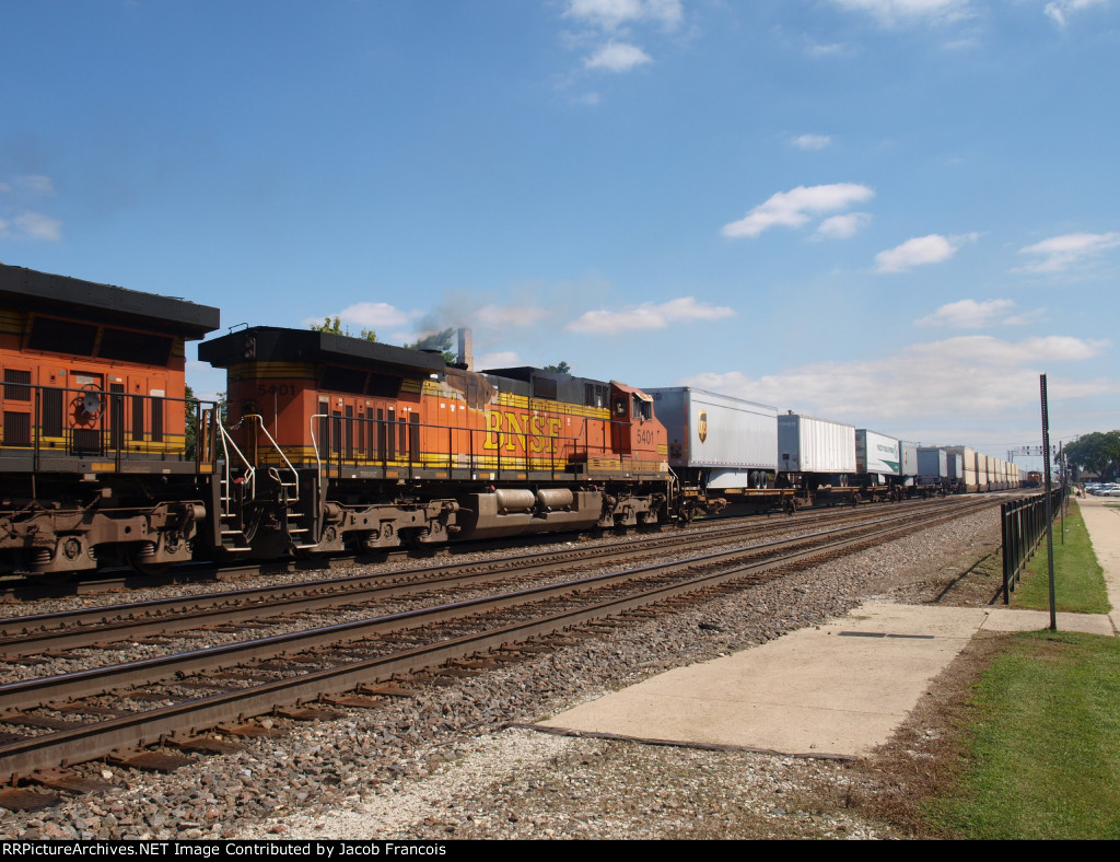 BNSF 5401