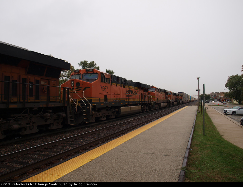 BNSF 7567