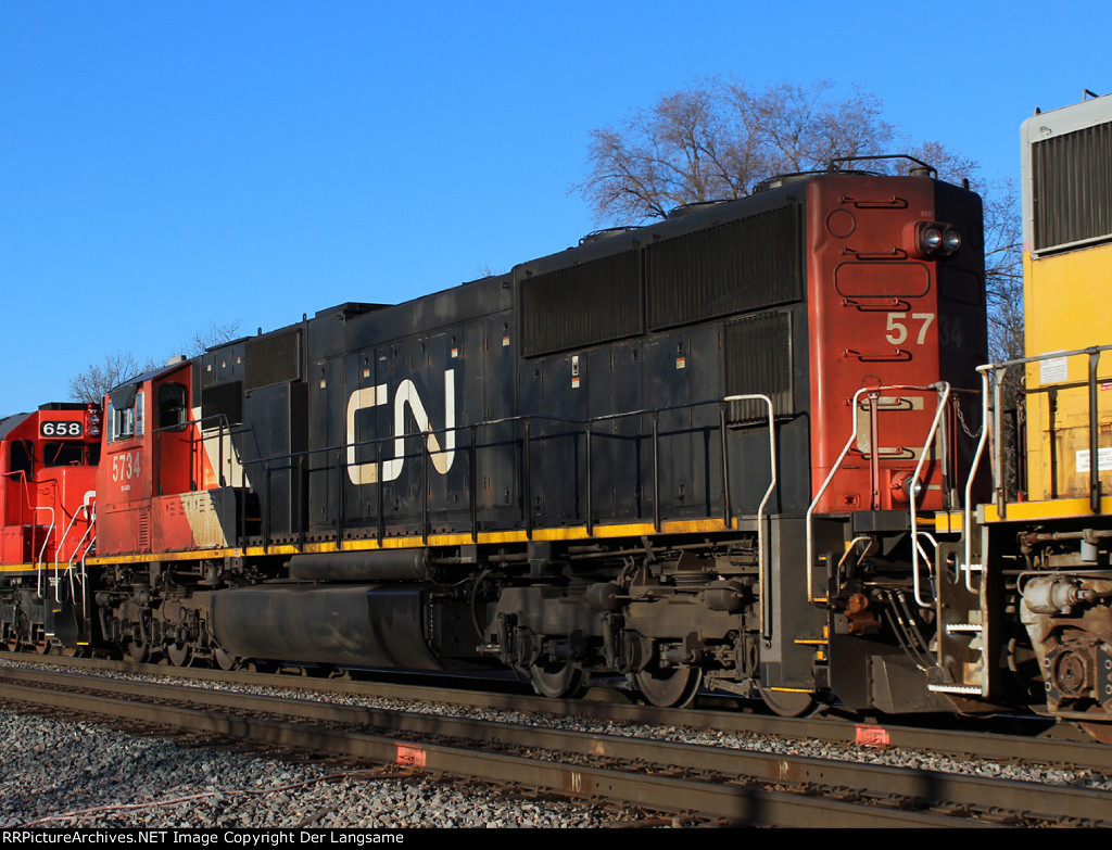 CN 5734