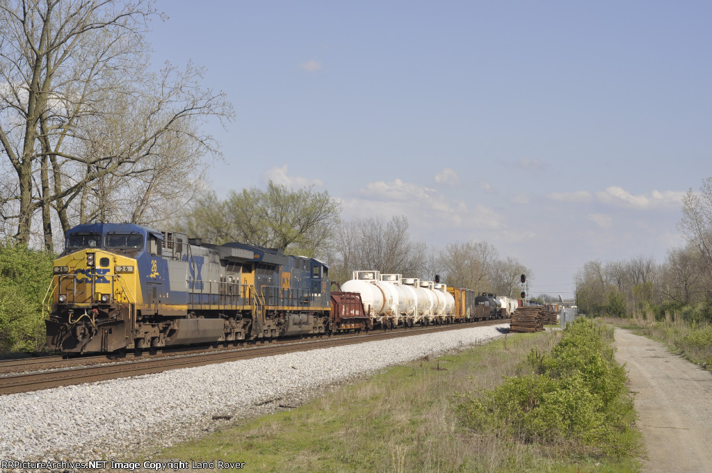 CSXT 26 On CSX Q 508 Northbound