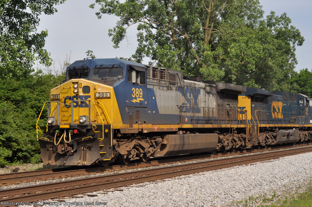 CSXT 389 North