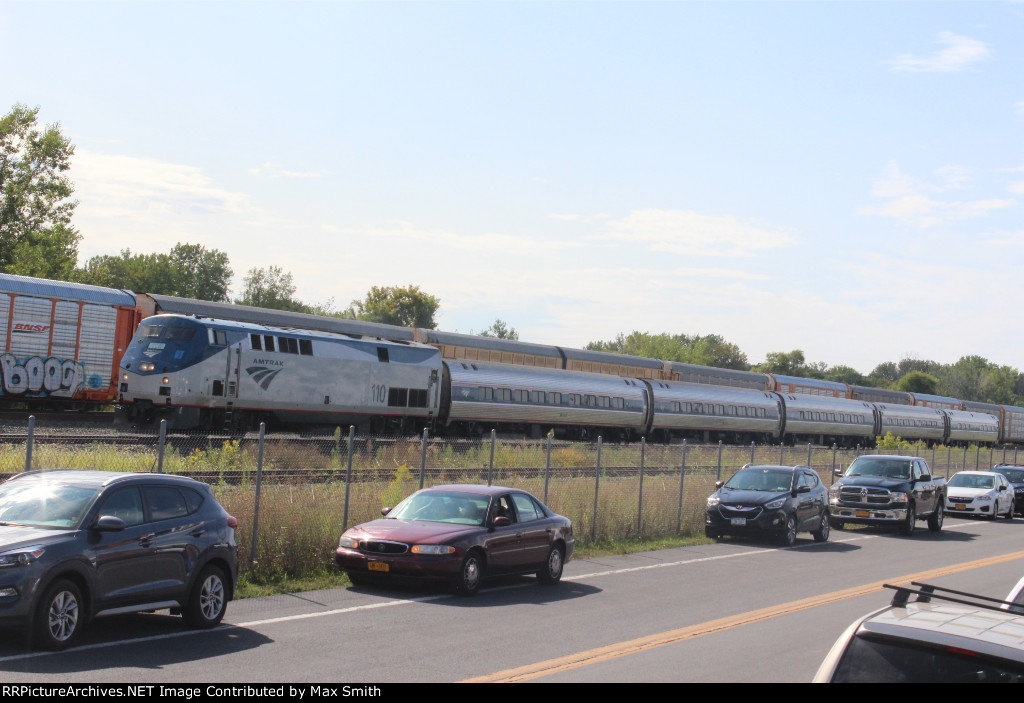 Amtrak 64 "Maple Leaf"