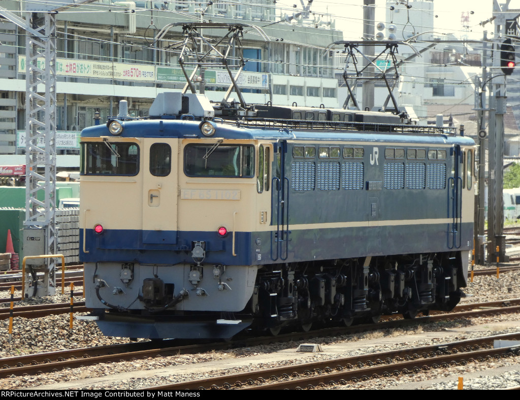 EF65-1102