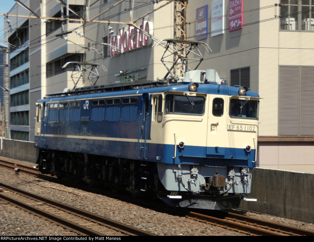 EF65-1102