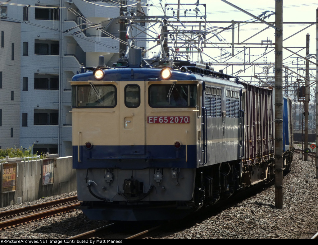EF65-2070