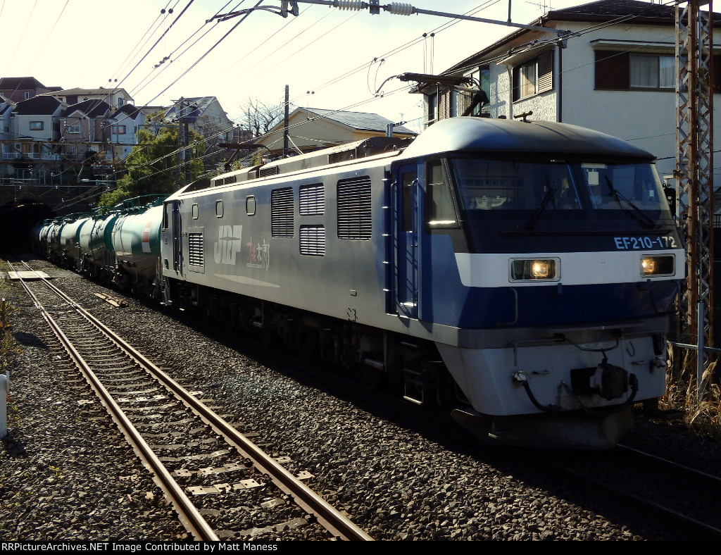 EF210-172