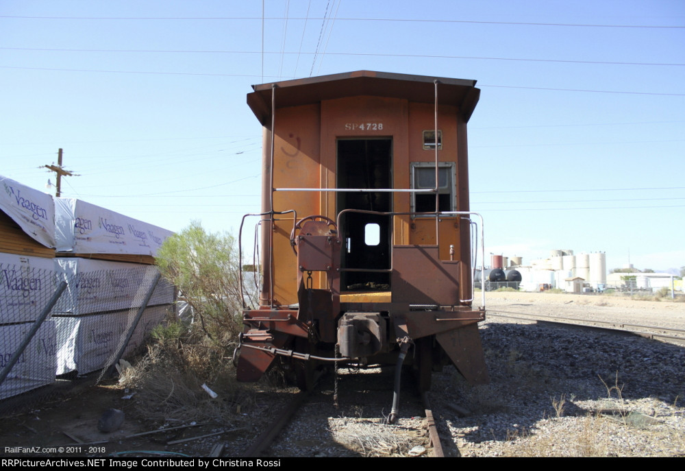 SP4728 Caboose