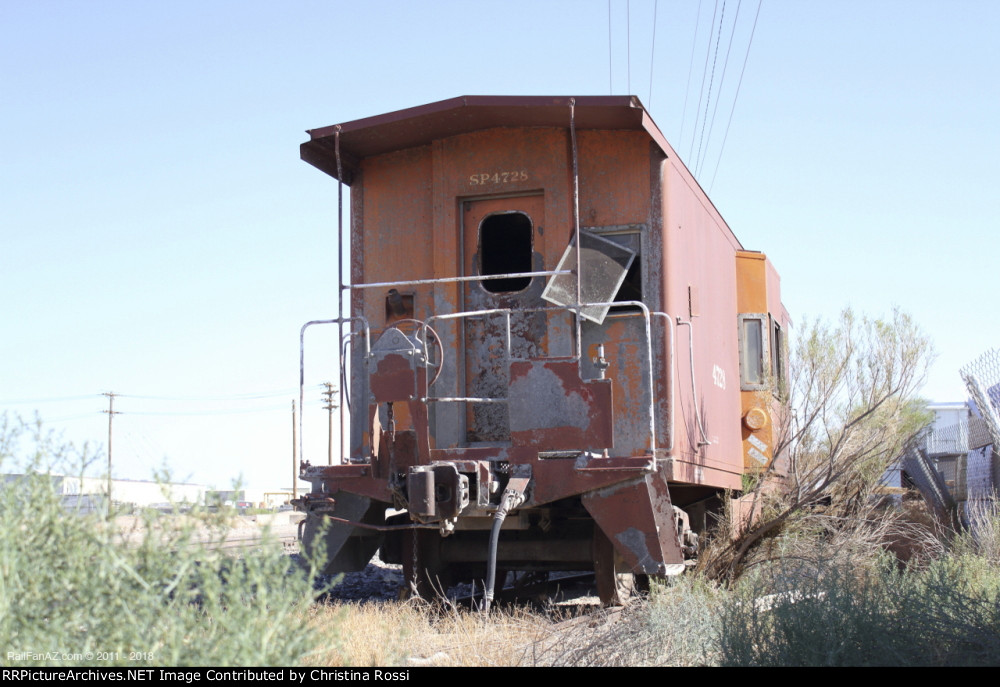 SP4728 Caboose