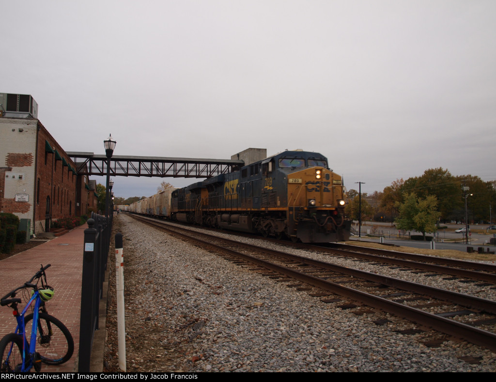 CSX 789