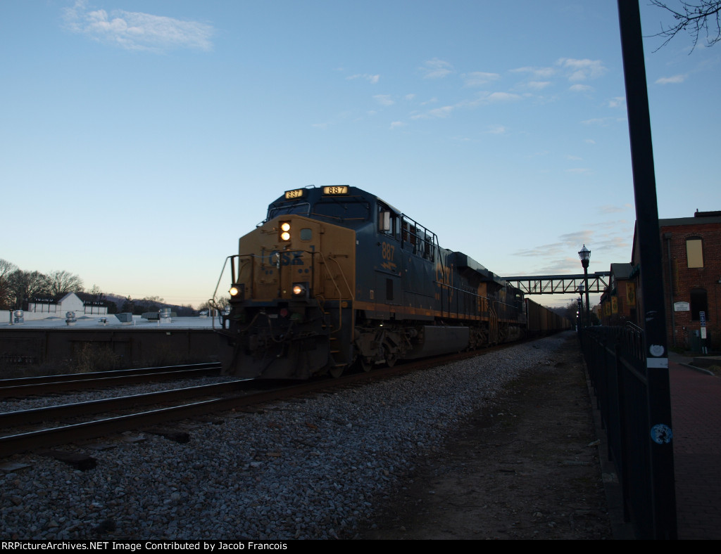 CSX 887