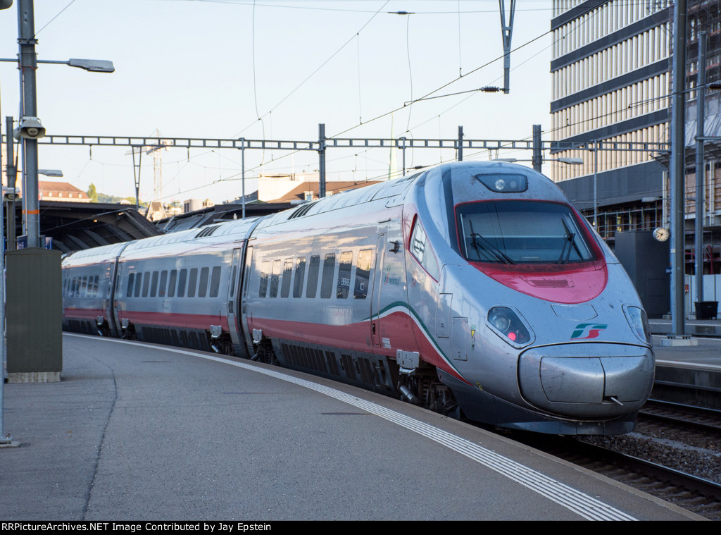 Trenitalia ETR 610 on the Platform