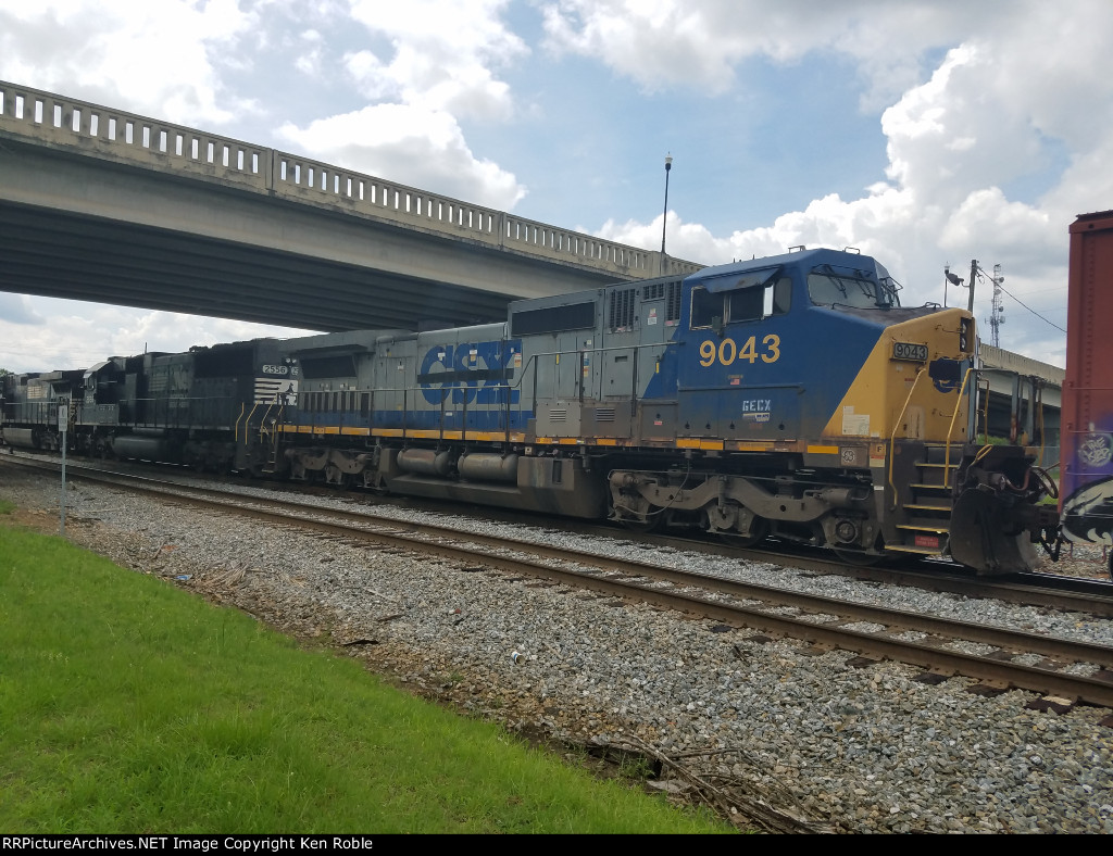 GECX 9043 (CSX).