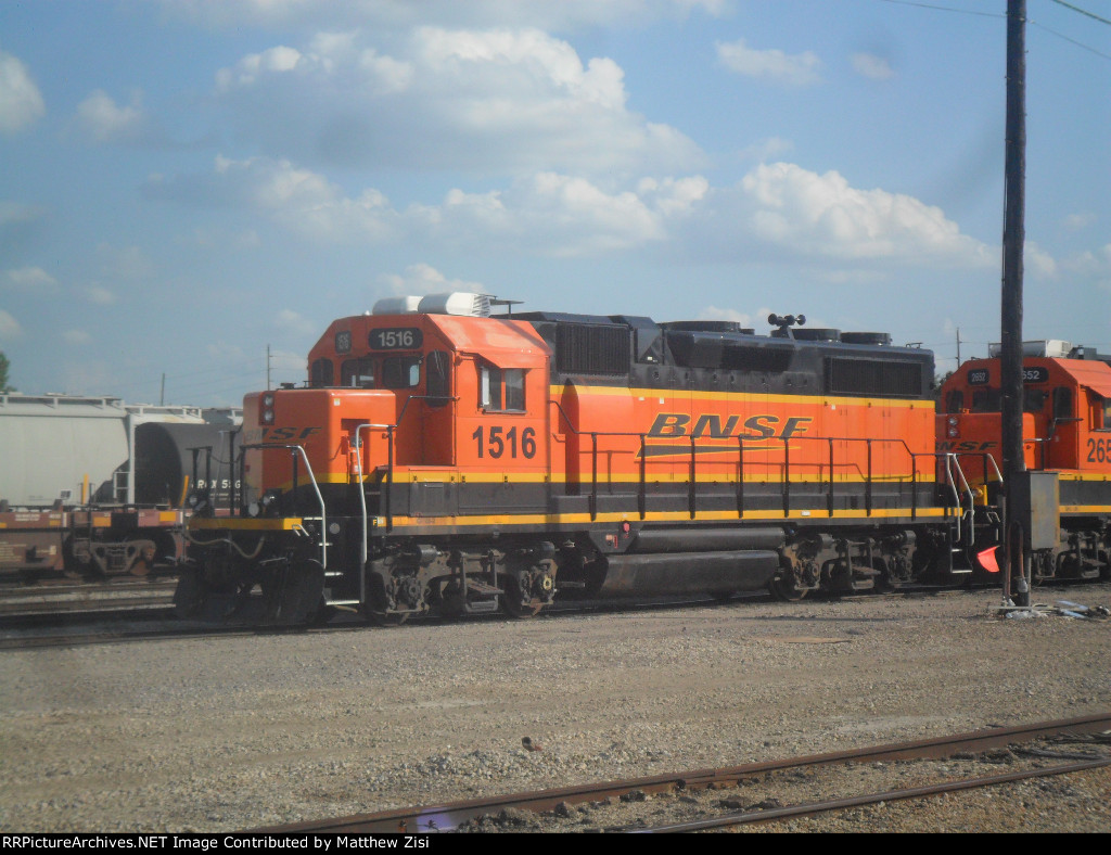 BNSF 1516