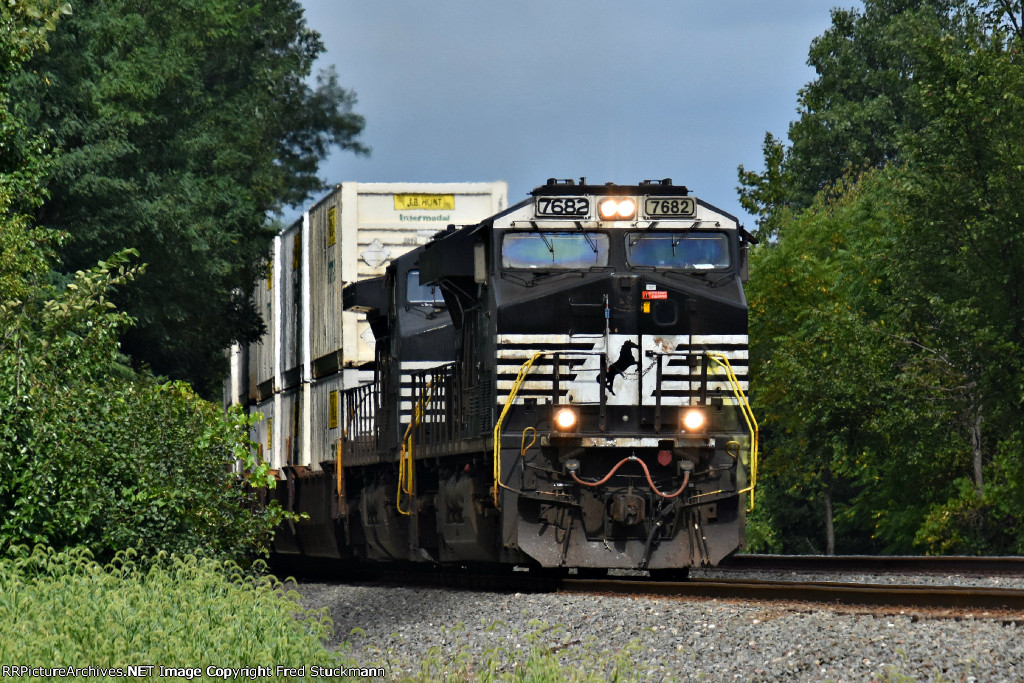 NS 7682