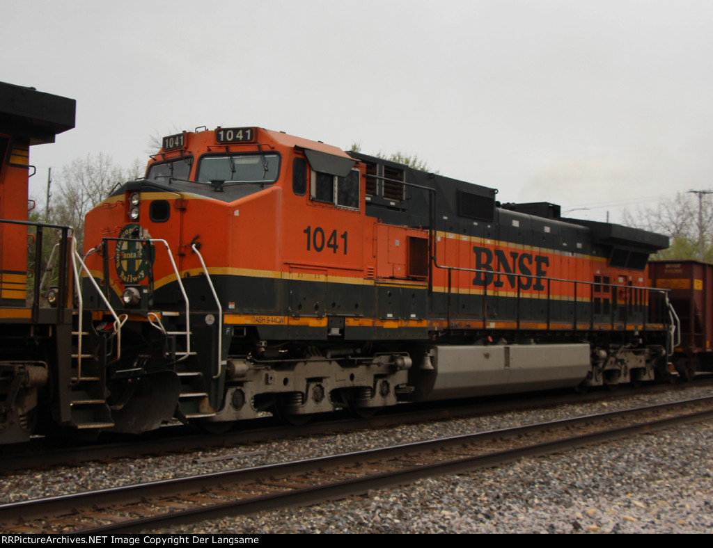 BNSF 1041