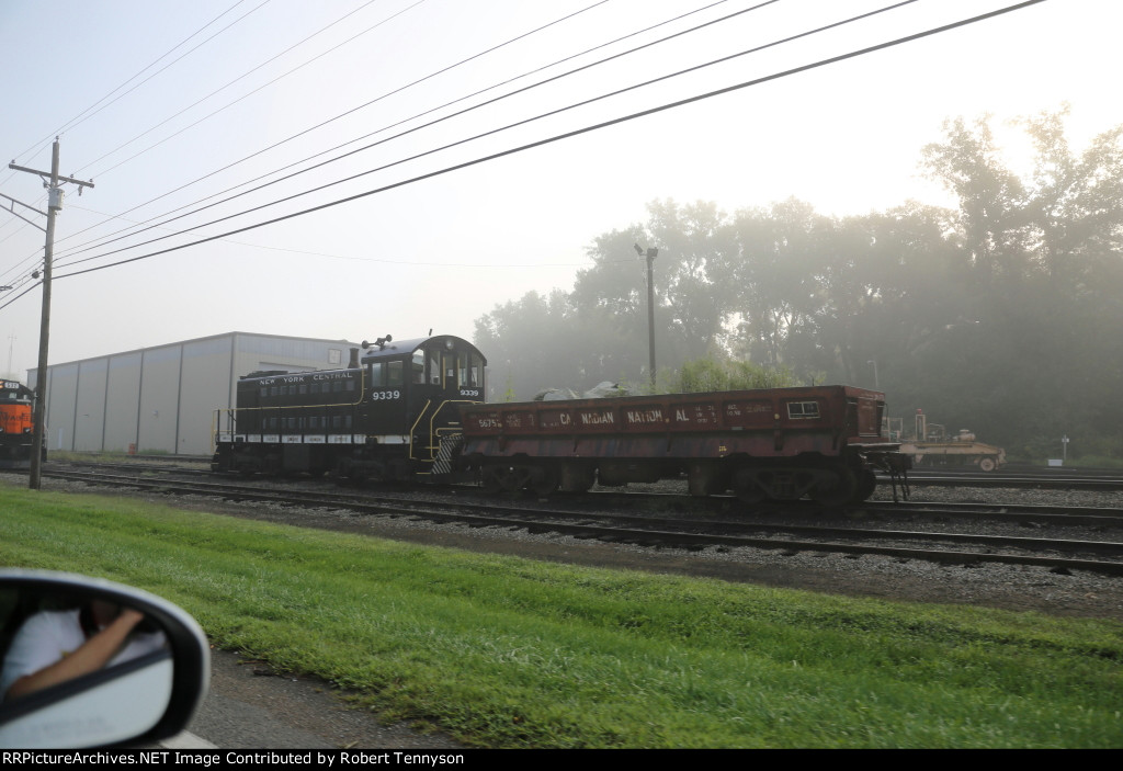 New York Central 9339 and CN Gondola